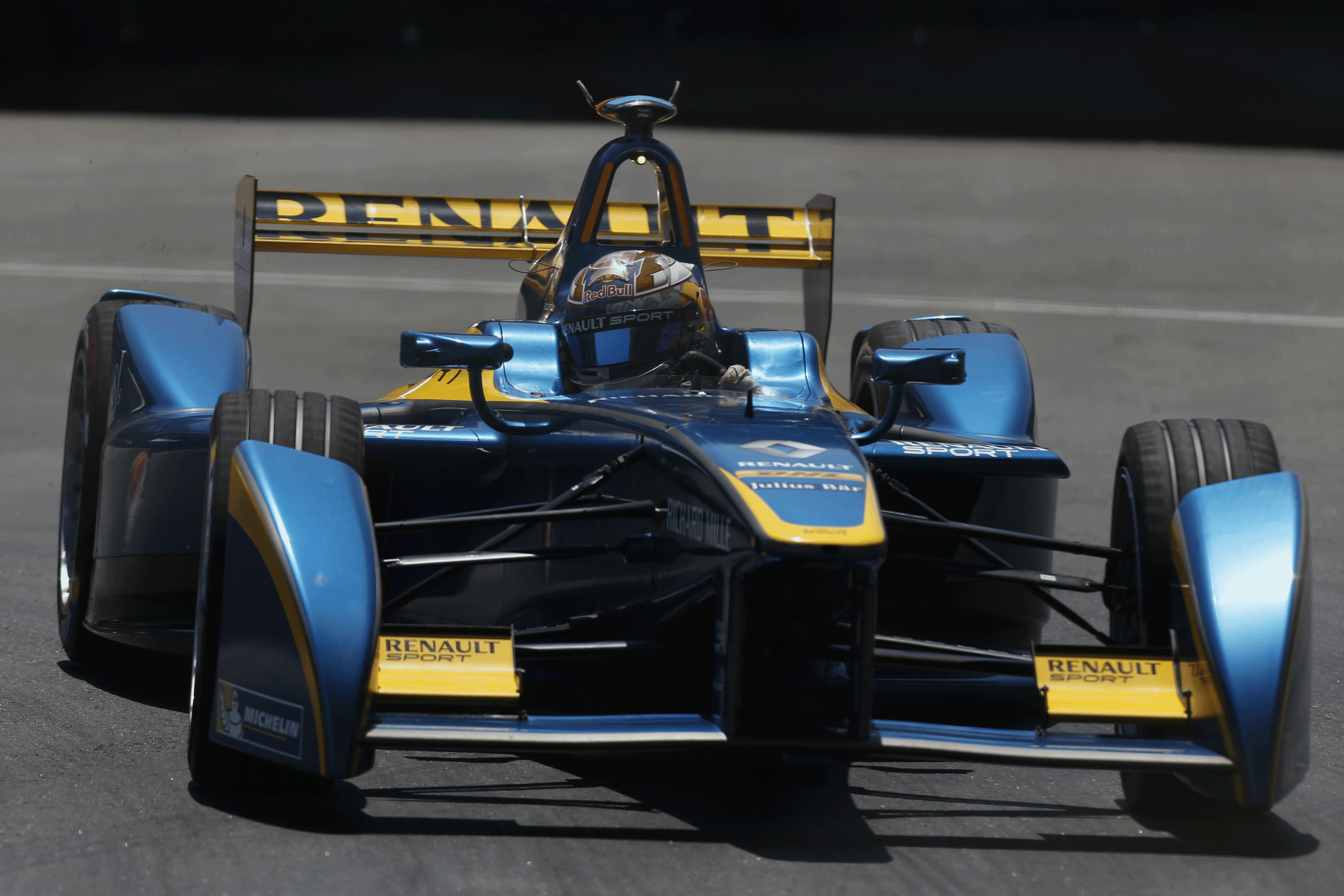 Formule E, Sébastien Buemi dominateur, mais...